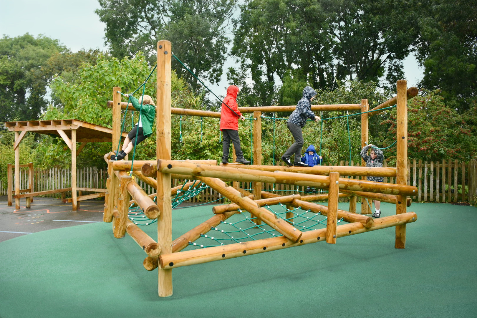 Isbourne Valley Primary School - Sovereign Play