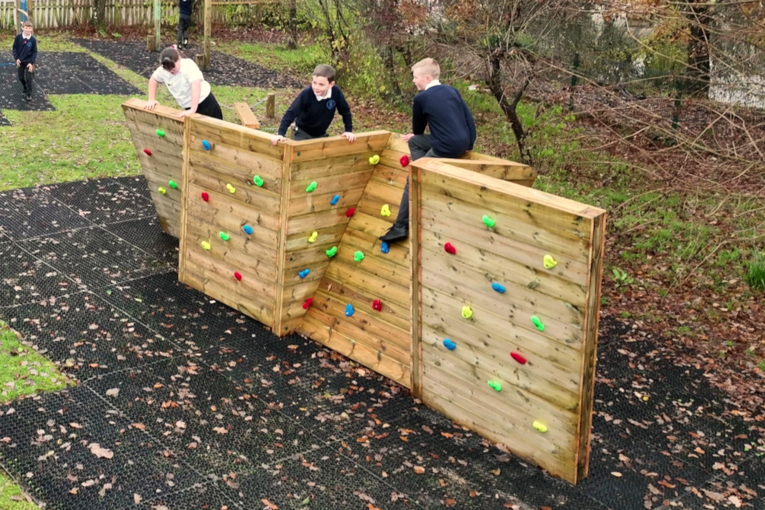 Everest Climbing Wall - Sovereign Play