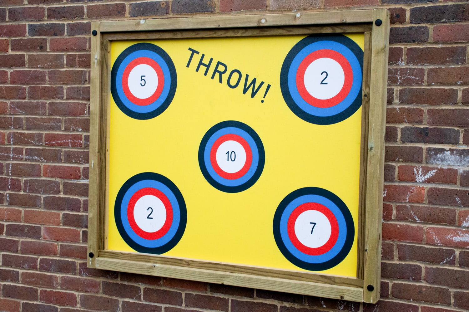 Throw Wall Target - Sovereign Play