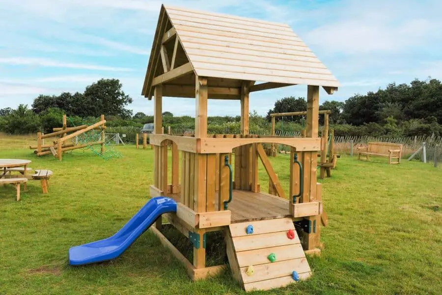 Guide to Buying Outdoor Playground Towers | Sovereign Play